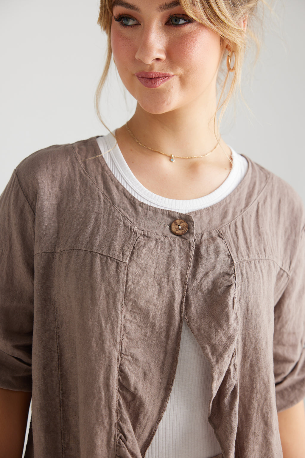 Fifi short linen jacket. Stone – Miss Rose Sister Violet